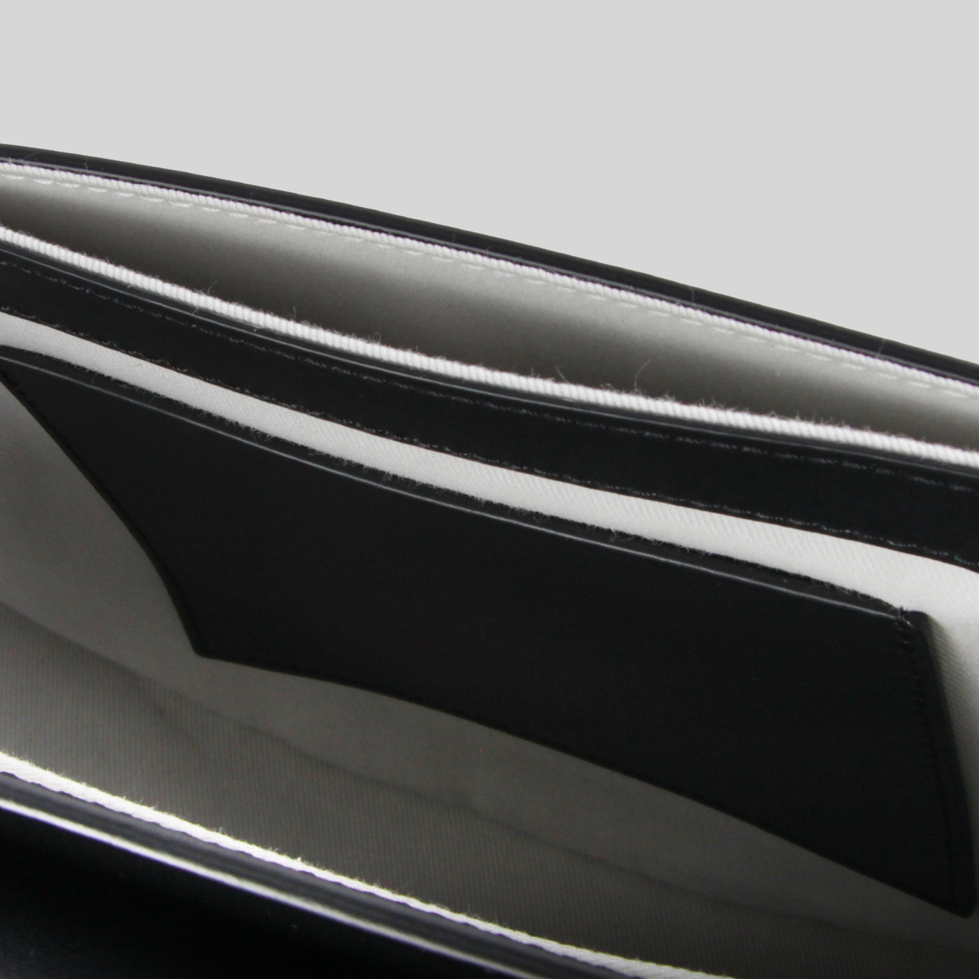 Sully Gold Edition - Cuir Box Noir – Ateliers Auguste